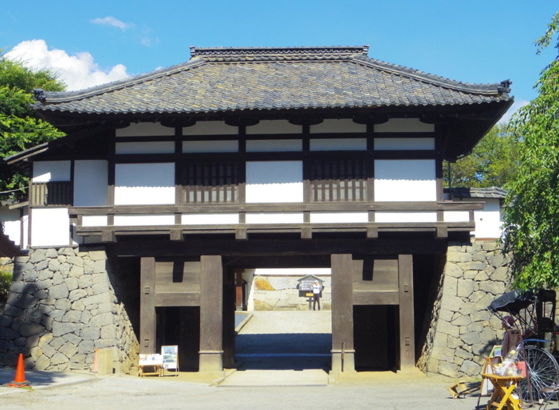 Komoro-jō and Asamayama from the series Miyata Saburō Collection of ...